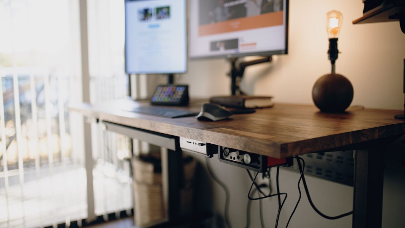 How to Reset a Standing Desk and Fix the ASR Error at Home - Drhomey
