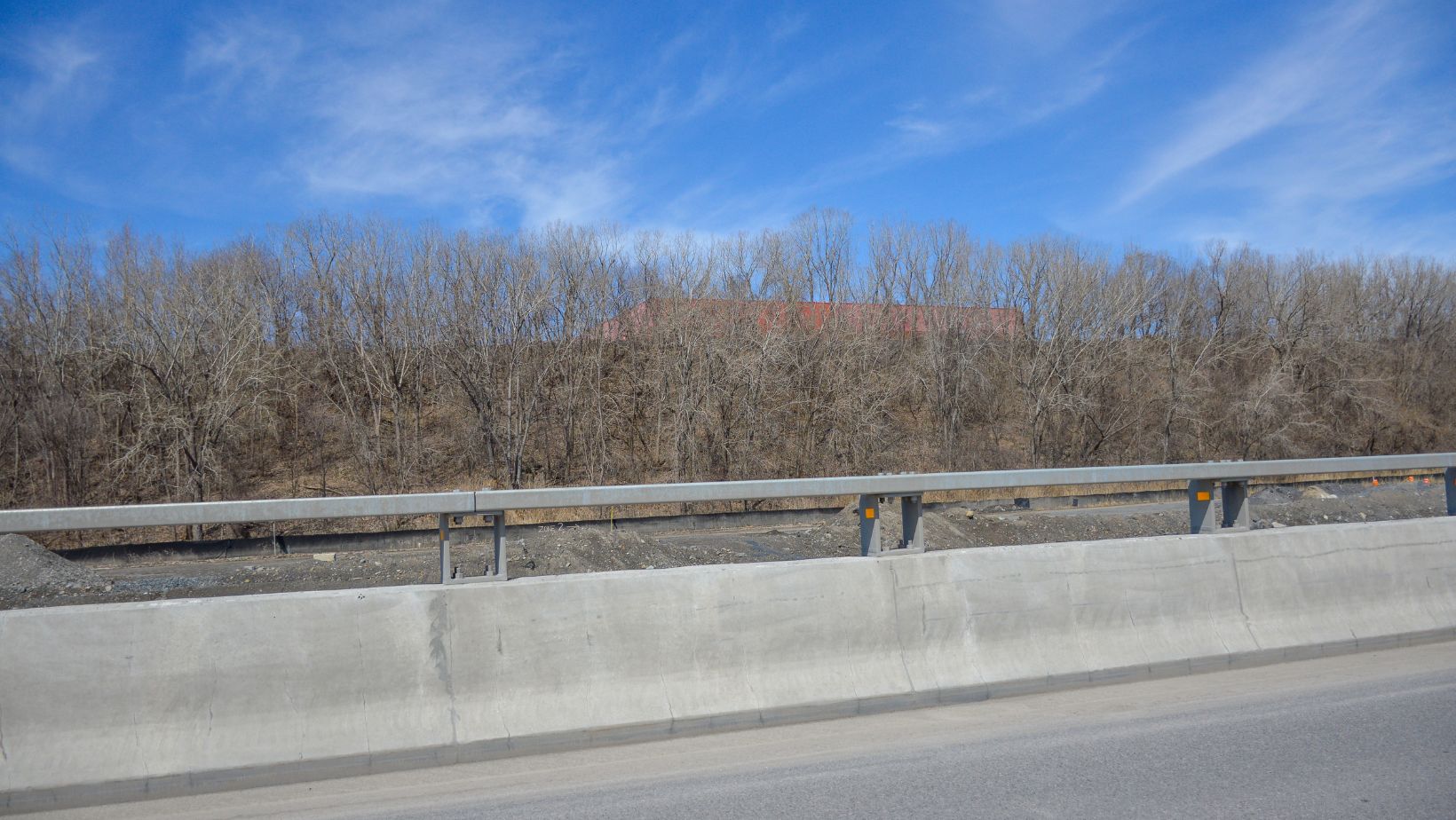 Ideal Concrete Barrier Solutions for Public and Private Projects - Drhomey